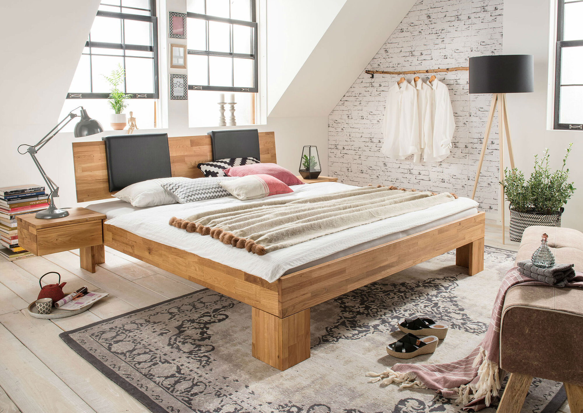 Doppelbett Necst in Wildeiche Flat Kopfteil von Lars Olesen günstig ...