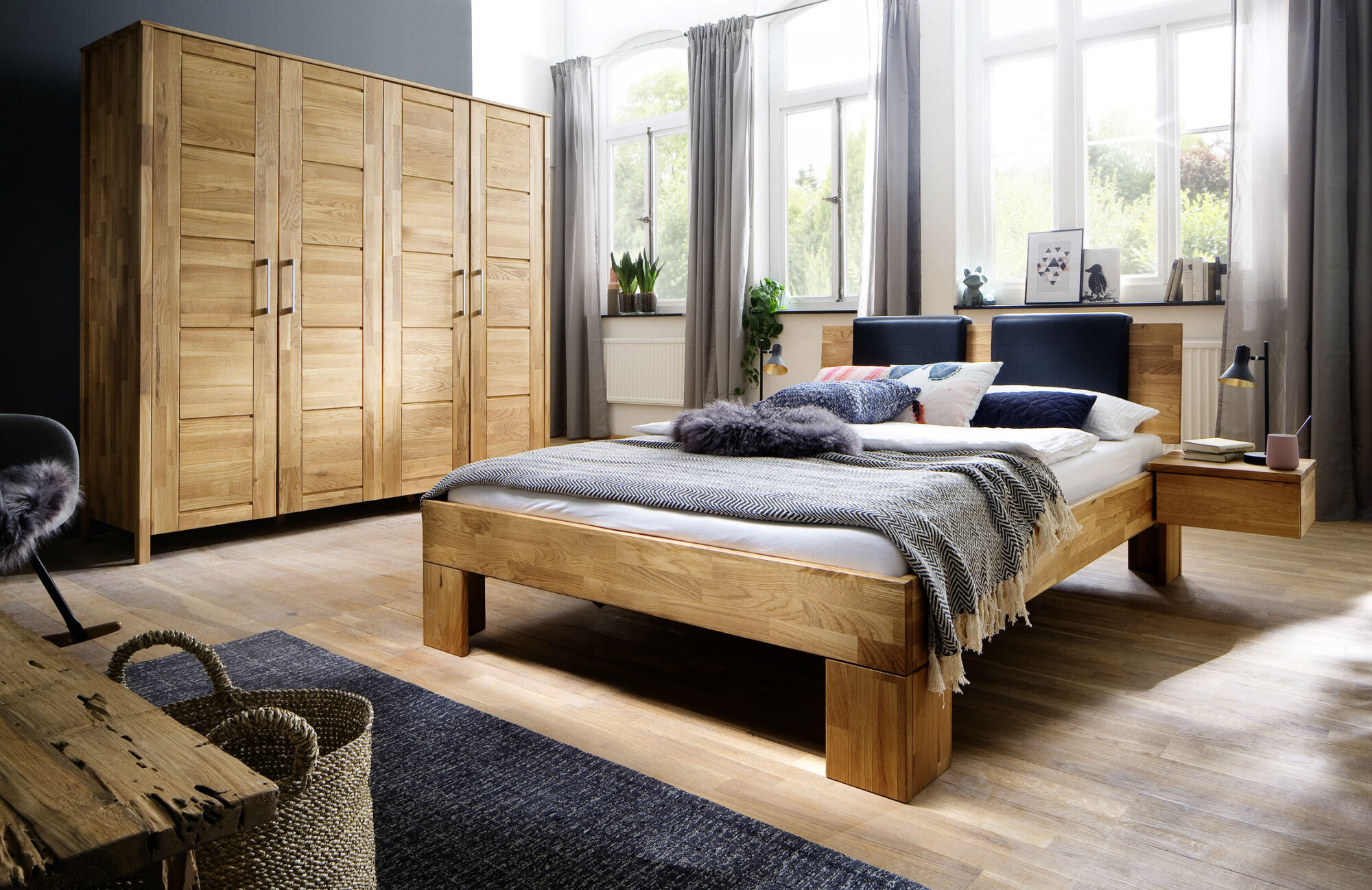 Schlafzimmer Bett Modern Zen Kernbuche mit Flat Kopfteil von Lars ...